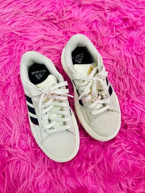 Eila Adams Sneakers - FANS UTOPIA – SNACK LA